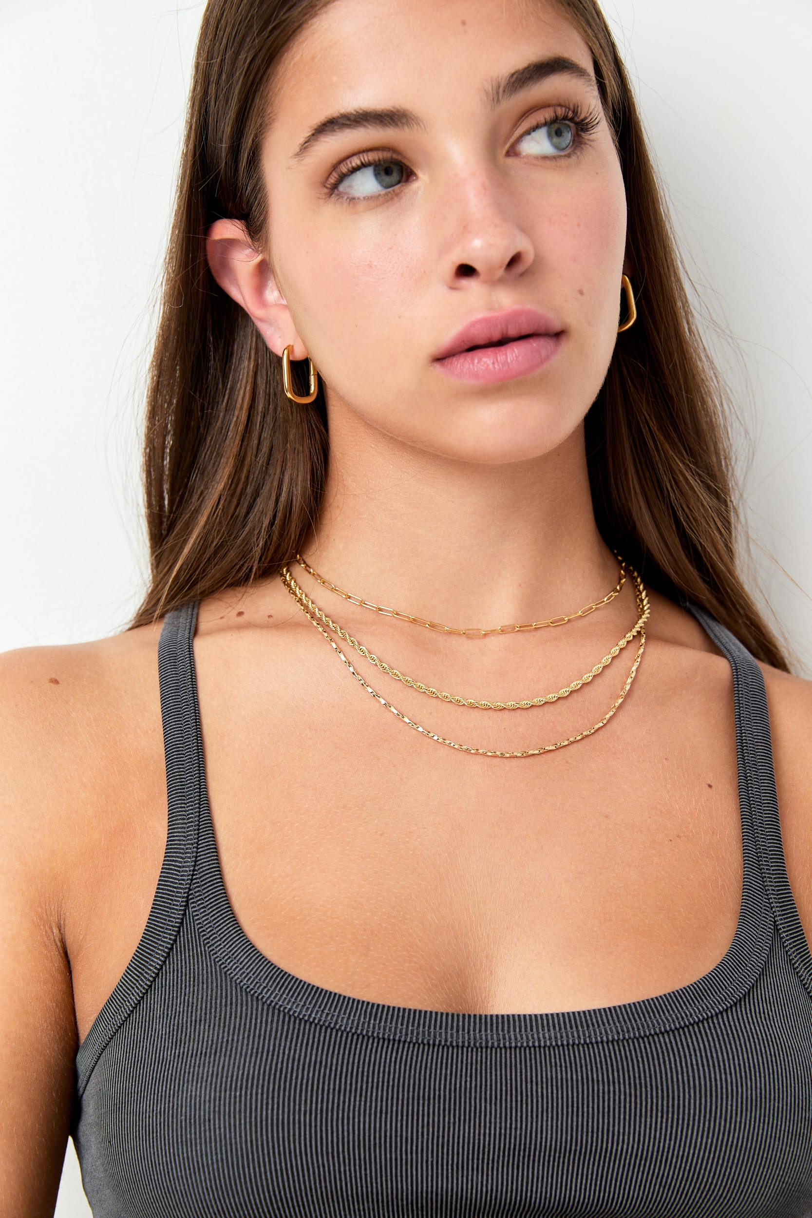 Chain NO° 4 - Halel